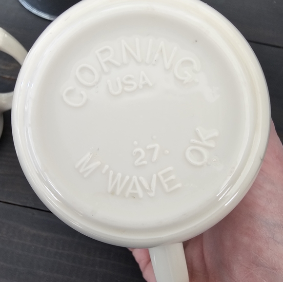 Corningware | Kitchen | Set Of 2 Corning Coffee Cups | Poshmark